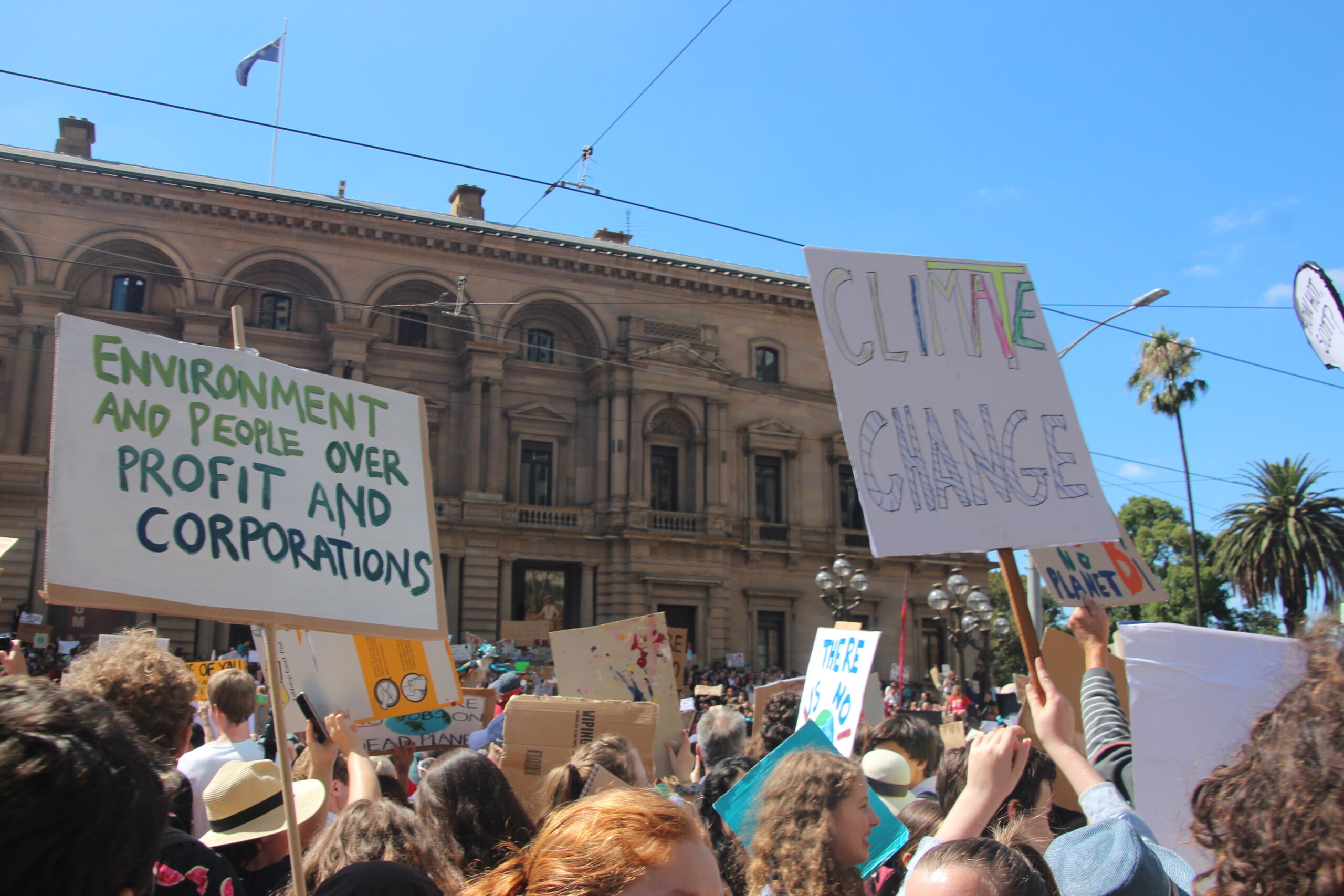 devoir-de-vigilance-photo-3-ConvertImage | Mr Mondialisation